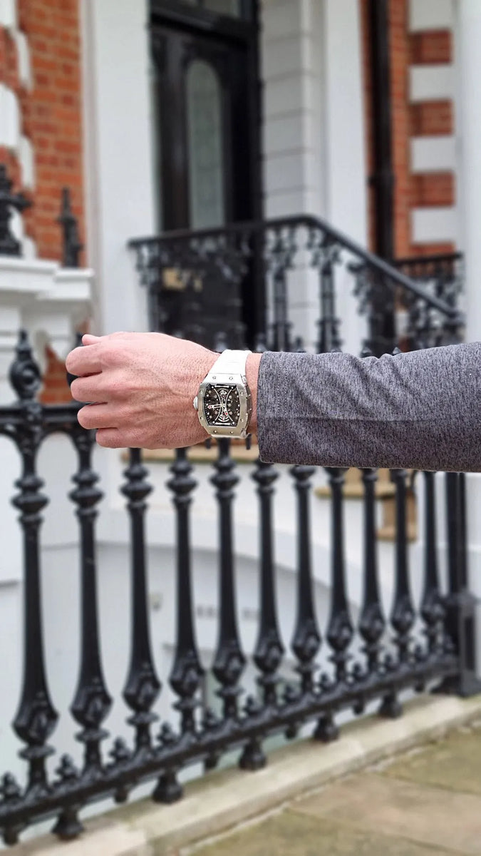 The Art of Time: The Design and Craftsmanship of Watches – WISHDOIT Watches